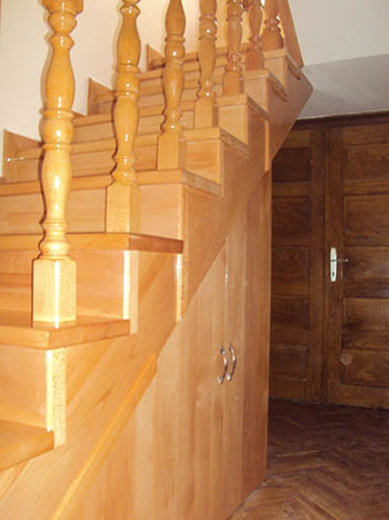 Proizvodnja drvenih stepenica | Jasen | Stolarska radionica | Arilje