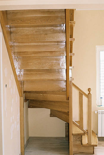 Proizvodnja drvenih stepenica | Jasen | Stolarska radionica | Arilje